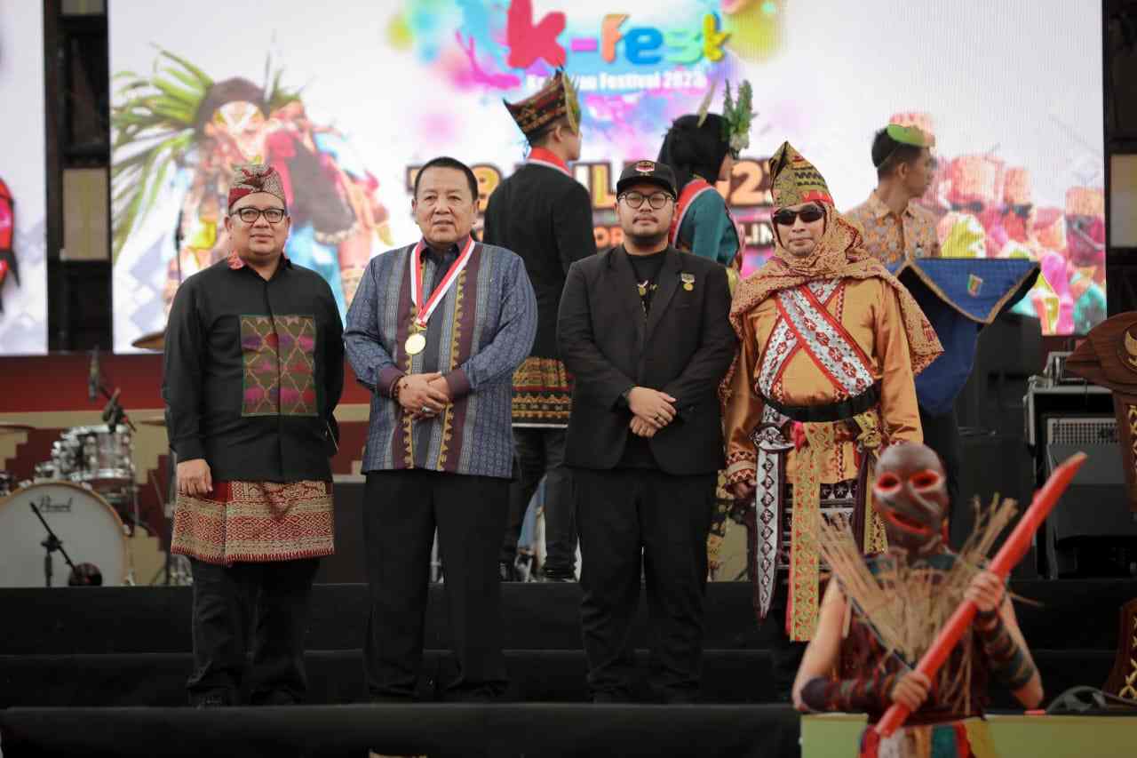 Gubernur Lampung Buka Karnaval Topeng 2023 | Alteripost